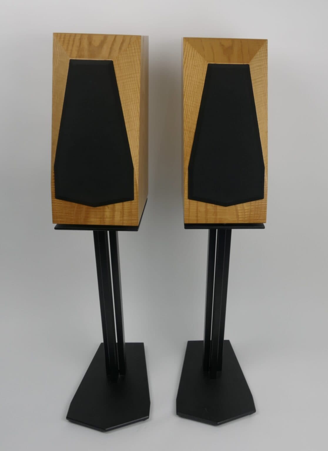 Avalon Acoustics Monitor - Taste For Audio